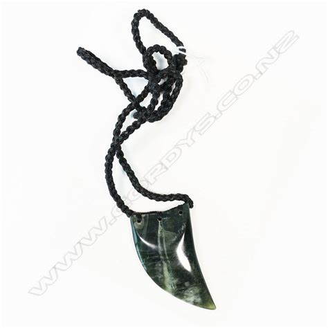 Carved Pounamu Rei Niho Pendant With Certificate 7 2cm 2019 New Zealand Maori Tribal