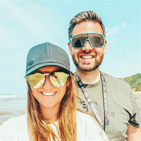 Alex Abbott Bottsshotts • Threads Say More