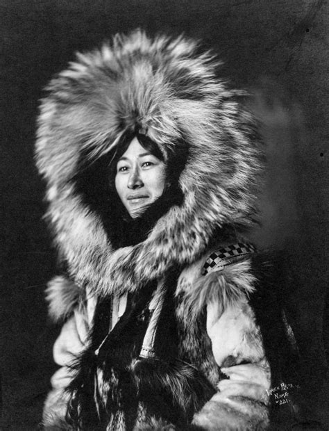 Here Are Some Beautiful Portraits Of Eskimos From 1903 1934 The