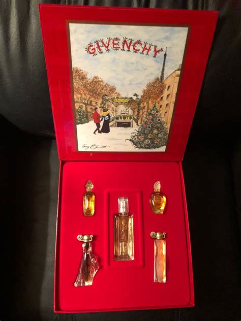 New Vintage Givenchy Perfume Sampler Set In Box Arts And Collectibles