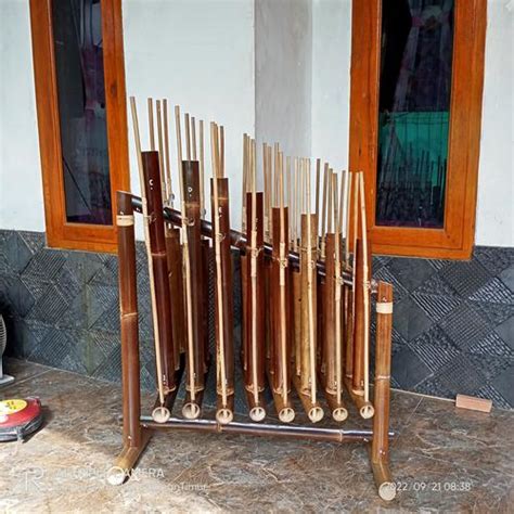 Jual Angklung 8 Nada 3 Tabung Nada Rendah Ukuran Besar Bambu Hitam