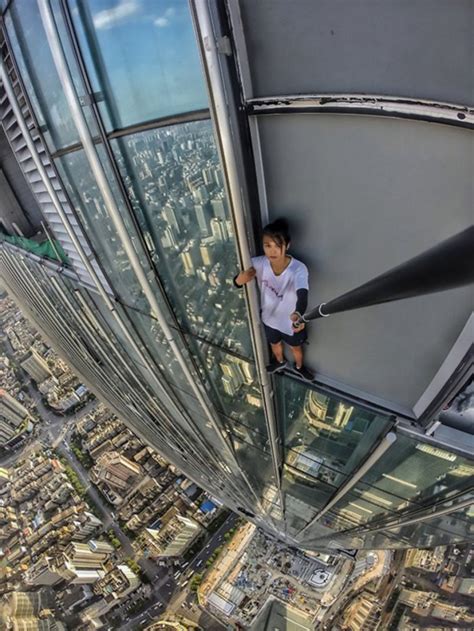 Wu Yongning Photos Of The Late Chinese Rooftopper Daredevil Hollywood Life