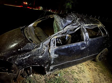 Carro Bate Em Poste E Deixa Dois Mortos E Quatros Feridos Em Estrada Vicinal De Ms Mato Grosso