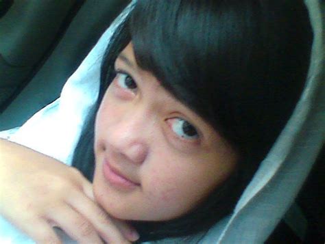 19 Cewek Santri Ngentot