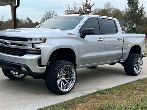 2022 Chevrolet Silverado Gray Lifted