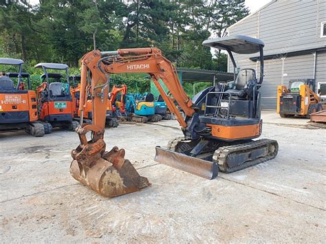 2 2톤급 농장용 농사용 중고미니굴삭기 포크레인 히타치 농기계 농업용공구 중고나라