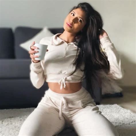 Zeenat Simjee Pics Of Hot Springboks Dietician Go Viral