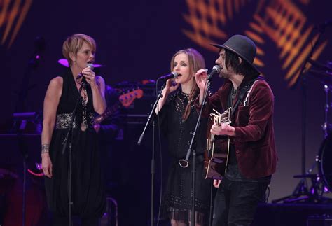 Shawn Colvin Net Worth Wiki Age Weight And Height Relationships