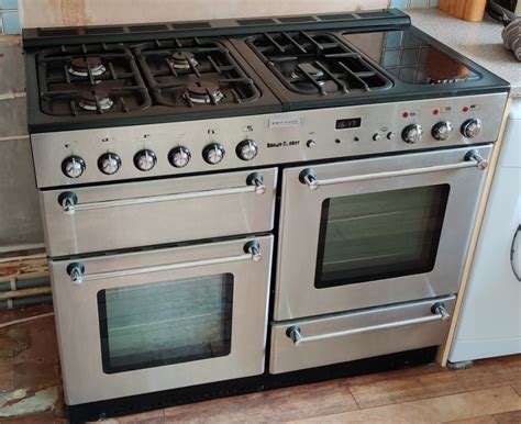 Tecnik Range Cooker Tkc110ss For Collection Only Needs To Be Disco In Guildford Surrey