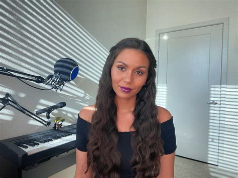 Olivia Olson Biography Height And Life Story Super Stars Bio