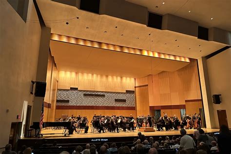 Music Review Dsso Plays American Rhapsodies In Season Opener Duluth Superior Symphony Orchestra
