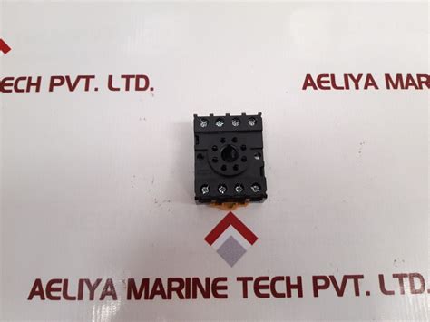 OMRON PF083A-E RELAY SOCKET OC3 - Aeliya Marine