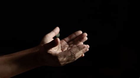 Doa Yang Bisa Diamalkan Agar Terhindar Dari Penyakit Ain