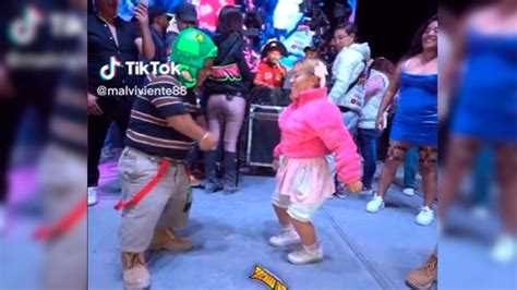 La Pequeña Nicol Crea Paso Del Vibrador Junto A Sonido Pirata Y Medio Metro