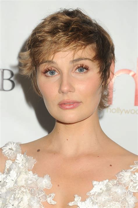 Clare Bowen At 2016 Hollywood Beauty Awards In Los Angeles 02 21 2016 Hawtcelebs