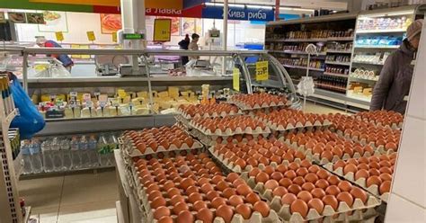 Час гарних знижок українські супермаркети поділилися новими цінами на олію та яйця