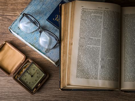 картинки : смотреть, Таблица, книга, читать, открытый, дерево, марочный ...