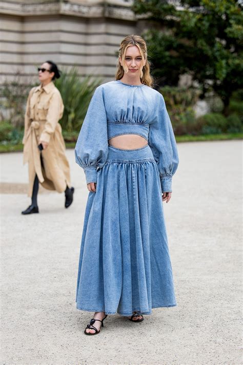 Sandalias De Moda Que Puedes Combinar Con Tus Vestidos De Mezclilla En