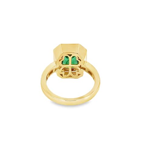 203 Carat Emerald And Diamond Ring For Sale At 1stdibs
