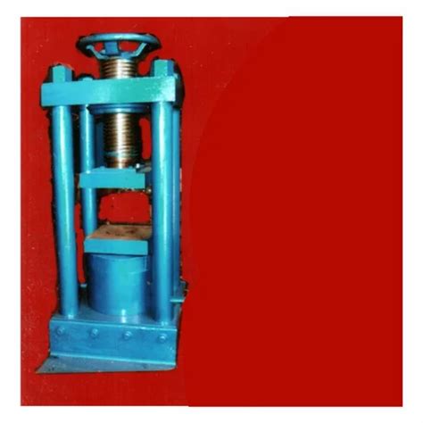 Analog Manual Operated Cube Testing Machine 1200 Kn At ₹ 40000 Piece In Kolkata