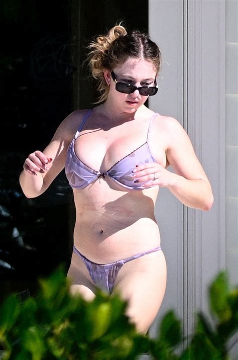 Sydney Sweeney In Bikini At Florida Keys 12 11 2024 Hawtcelebs