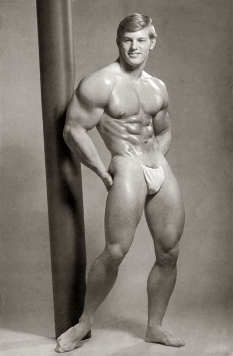 Vintage Physiques