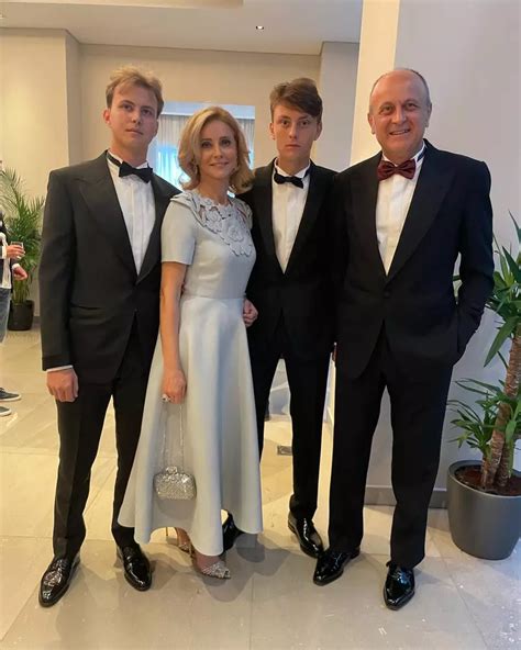 Diana Șucu Adevărul Despre Relația Lui Dan Șucu Cu Fiicele Lui Din Căsnicia Cu Camelia Șucu