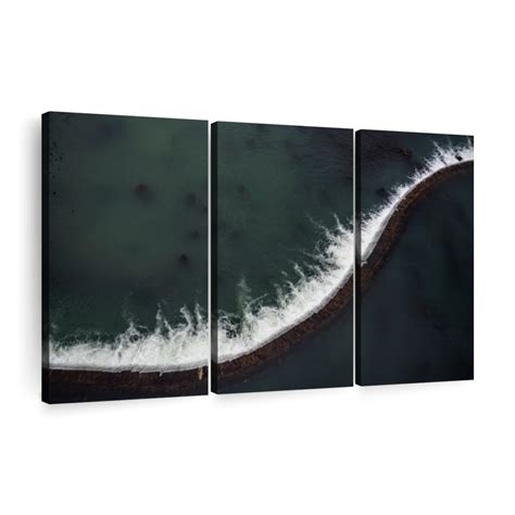 Waves Crashing On A Curve Wall Art