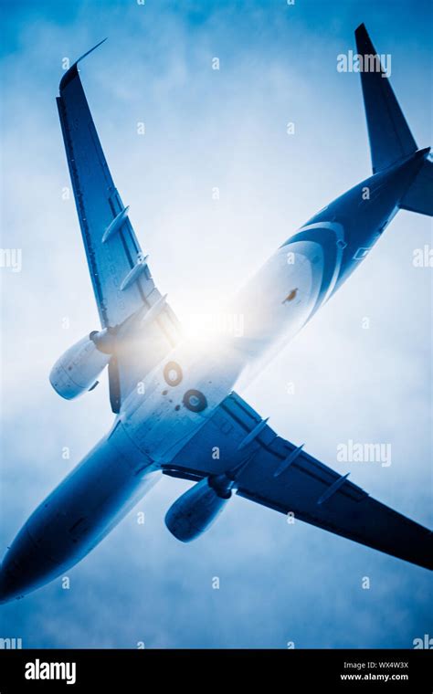 Fliege Mit Dem Flugzeug Fotos Und Bildmaterial In Hoher Auflösung Alamy