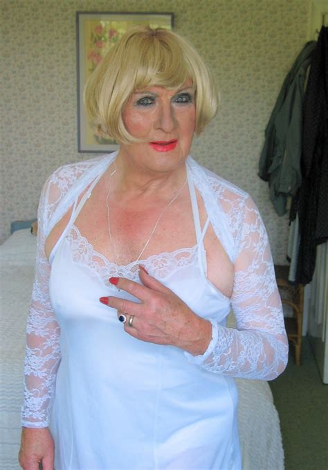 20sbobwhineg 002 Ill Have To Get Dressed Properly Fiona Matheison