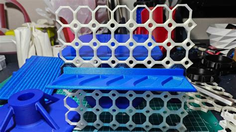 Multiboard Benchy Shelf 30° Display Remixed By Invaderakira Makerworld Multiboard Benchy Shelf 30° Display Remixed By Invaderakira Makerworld