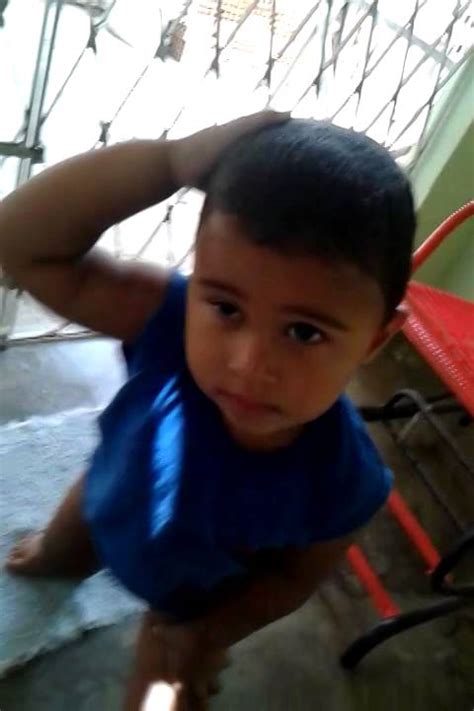 Menininho Dançando Pararatibum Youtube