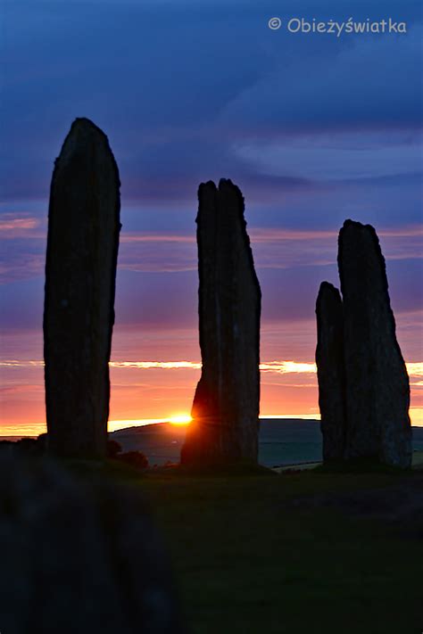 Kamienny Krąg Ring Of Brodgar O Zachodzie Słońca Orkady Szkocja Zapiski Obieżyświatki