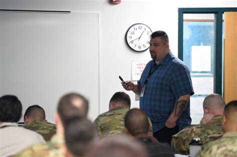 Army Reserve Units Train On Physical Security Article The United