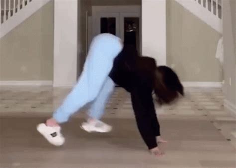 Twerk S Cen