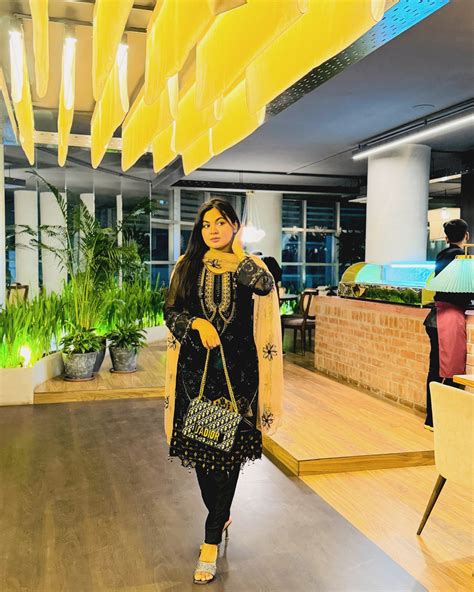 Fahmida Haque Fahmidahaaque • Instagram Photos And Videos