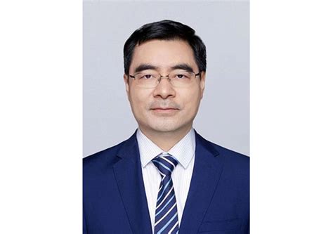 第八届全国人兽共患病暨同一健康药物研发学术研讨会 徐宝才 教授