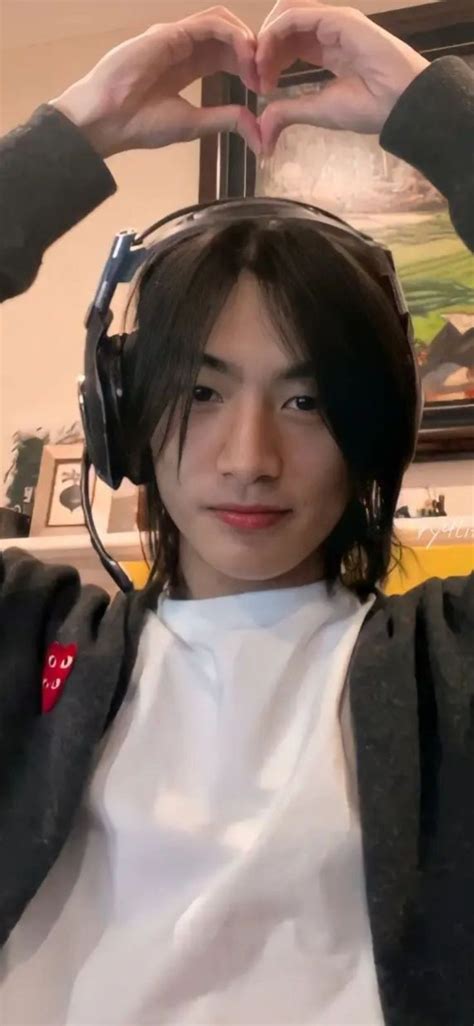 Pin Di Cat Meow Su Ryan