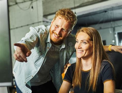 Young Business People Meeting Office Teamwork Group Network Wireless