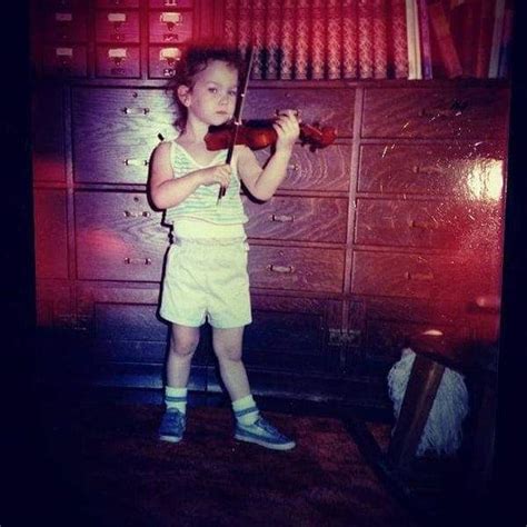 Posted On Facebook Cutie Hilary Hahn 😍 R Lingling40hrs