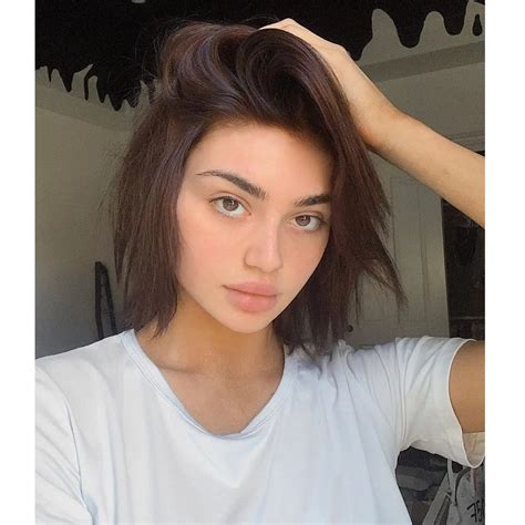 6 Potret Kristen Hancher Selebgram Yang Disebut Mirip Kylie Jenner