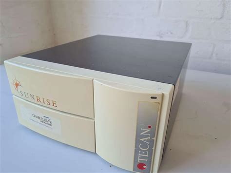 Tecan Sunrise Microplate Reader