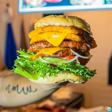 Super Buger ฟินเต็มๆคำ Burger Kitor สาขาราชบุรี