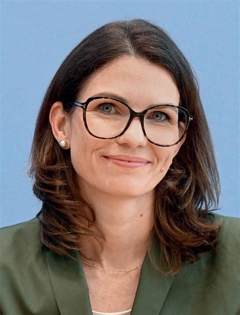 Cornelia Betsch Expertin Im Bereich Planetary Health Deutsches