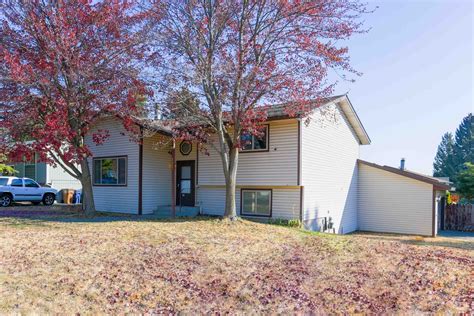 801 E Fort Henry Ct Spokane Wa 99208 House Rental In Spokane Wa
