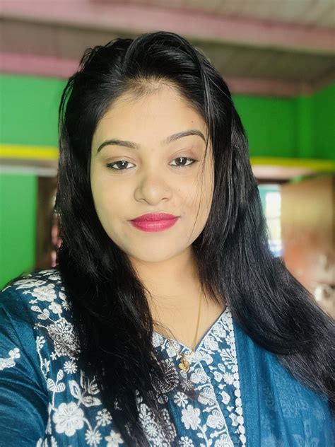 ️🌹তুমি রাখতে জানলে Moumis Gallery Rupo Facebook