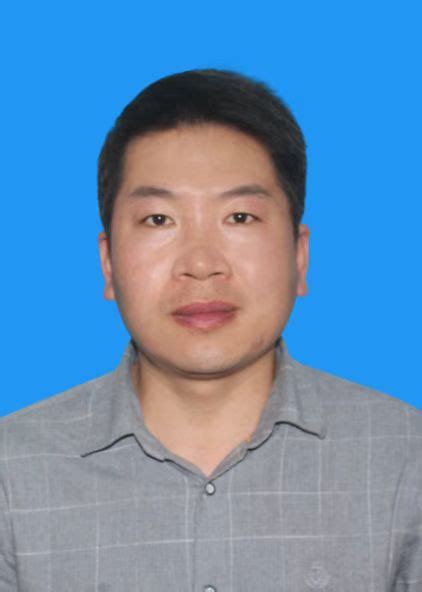 学院领导 化学与材料学院