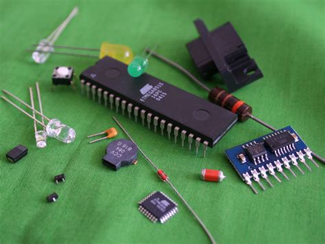 High Low Tech Materials
