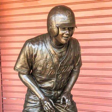 Bronze Baseball Player Arturban Statue