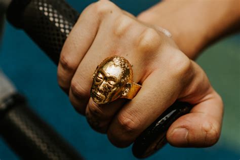 The Unironic Endeavour To Turn Lee Kuan Yews Face Into Bling